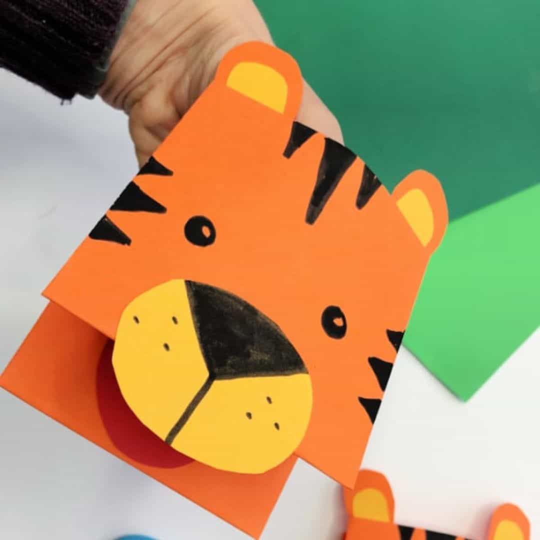 20 Adorable Zoo Animal Crafts for Preschoolers to Make