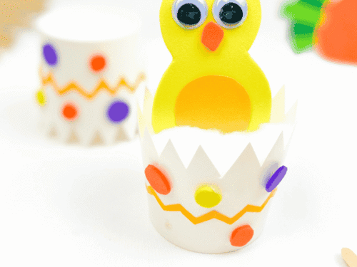 April Crafts for Preschoolers (25+ Easy Ideas for Spring)