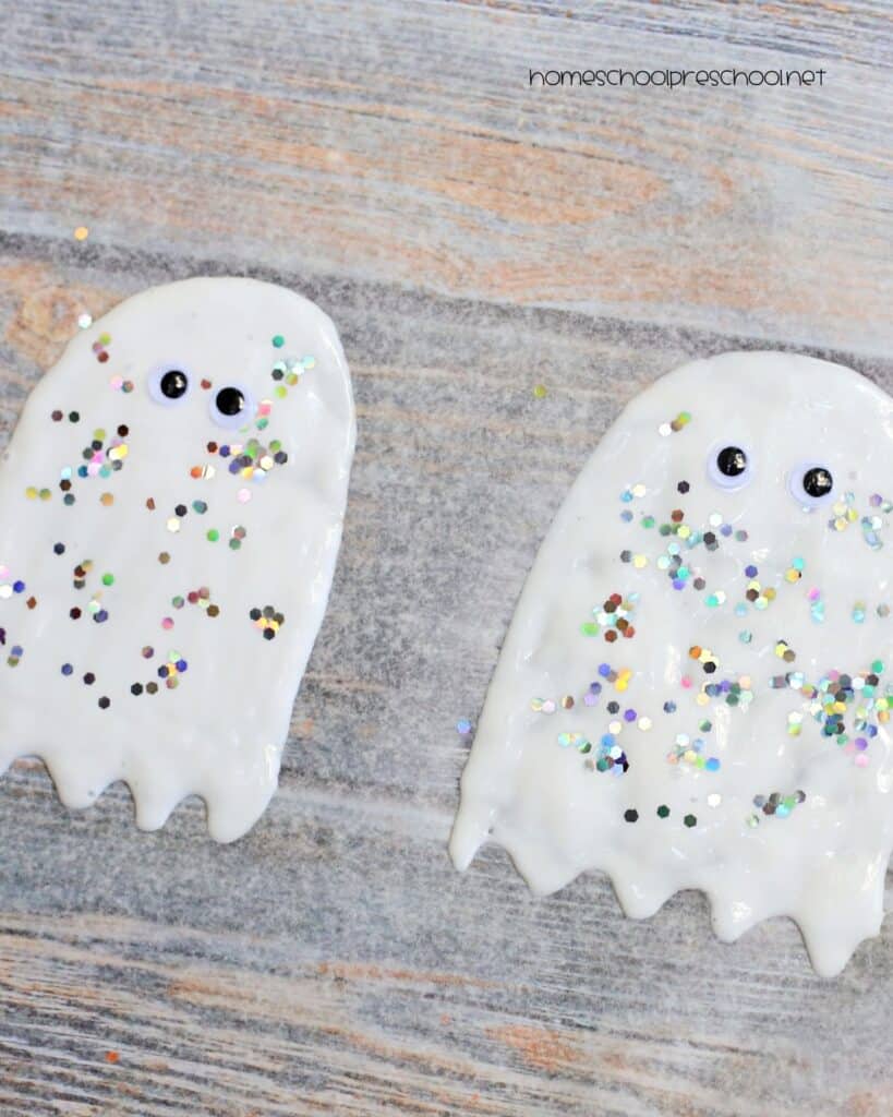 Halloween Glue Ghosts | Easy No-Prep Craft for Preschoolers